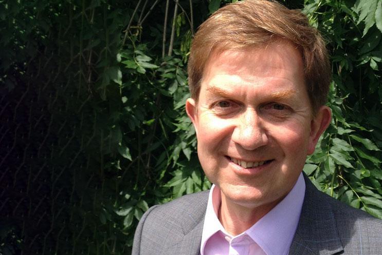 The Board | Play to the Crowd